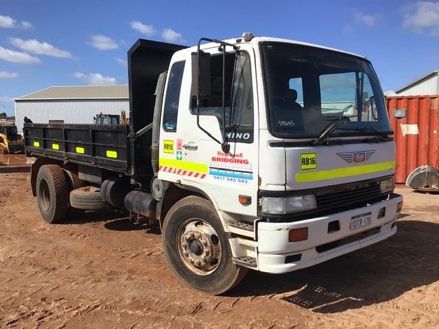 1993 Hino GH 4 x 2 Tipper Truck Auction (0001-9034678) | Grays Australia