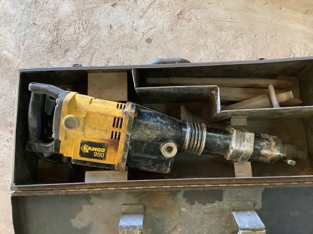 Kango 950 KV Rotary Hammer Auction (0102-9033737) | Grays Australia