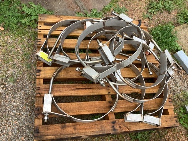 Pallet Of Stainless Steel Pile Bands Auction (0282-9033737) | Grays ...