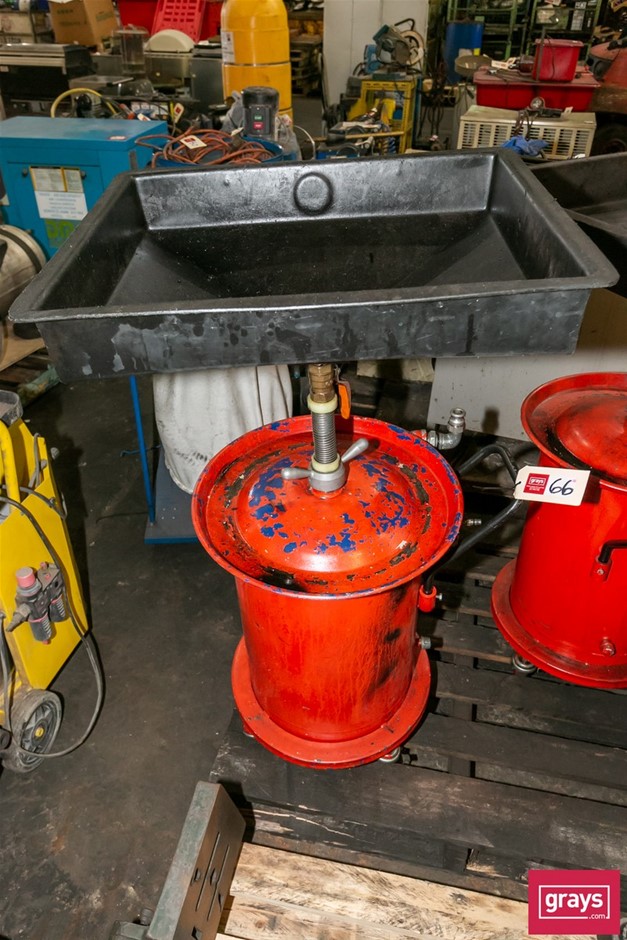 Under Sump Oil Containers Auction (0066-5049851) | Grays Australia