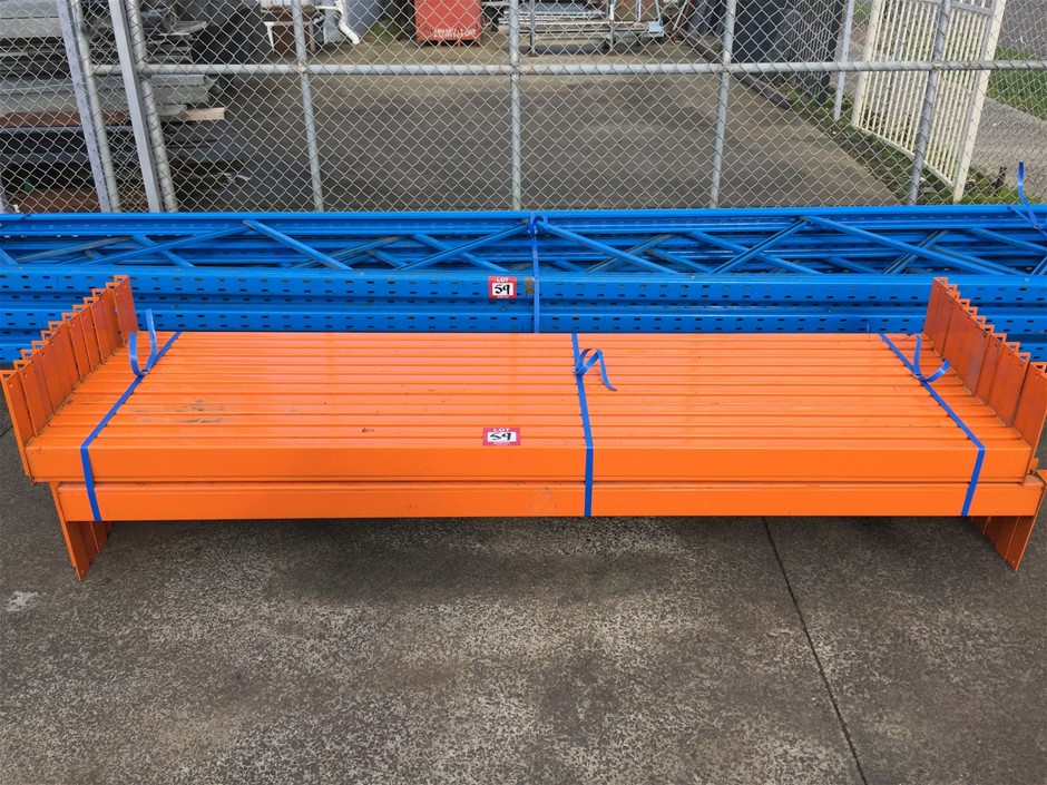 4 bays Dexion racking, 5 x end frames, 5340mm high x 840mm wide, 24 x ...