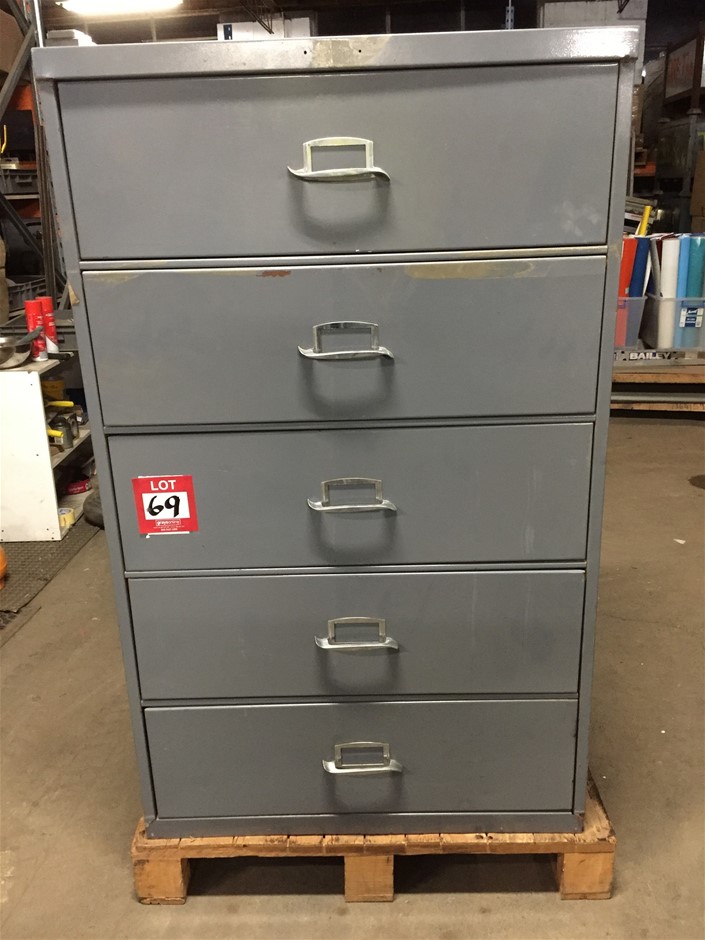 Steel drawer unit, 850mm wide x 650mm deep x 1380mm high. Auction (0069 ...