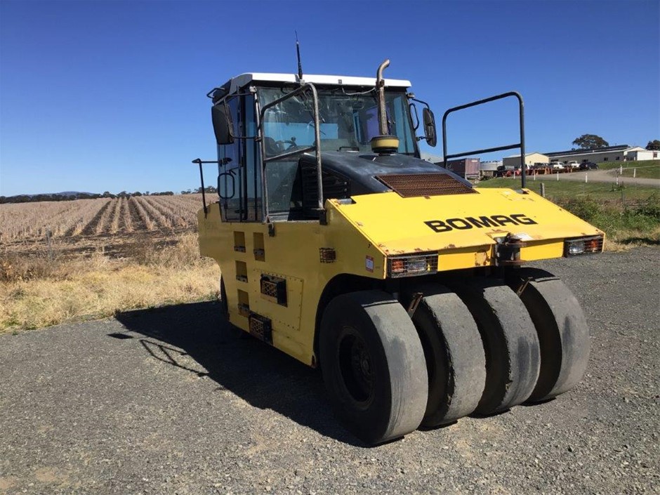 2007 Bomag BW24R Multi Wheel Roller - Dual Control Auction (0018 ...