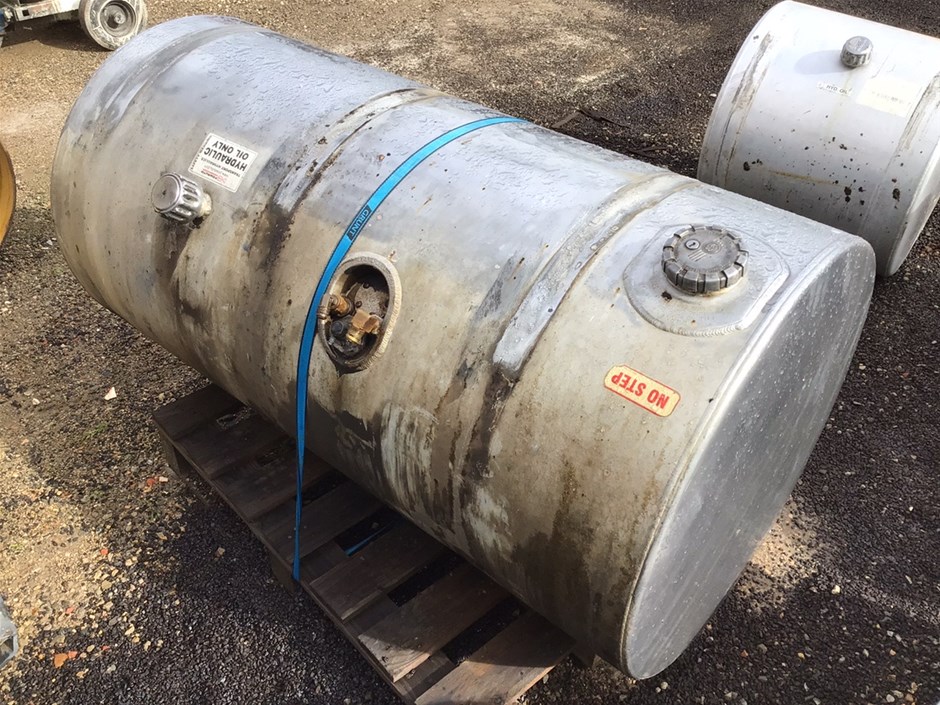 Dual Purpose Kenworth Truck Tank Auction (0027-3022782) | Grays Australia