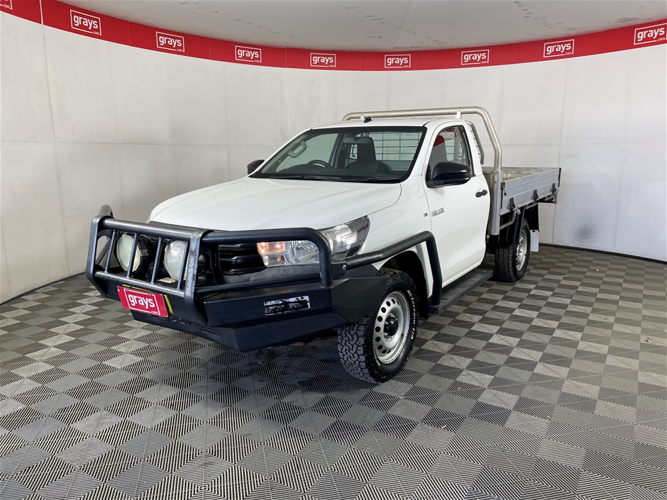 2016 Toyota Hilux 4x4 WORKMATE GUN125R Turbo Diesel Manual Cab Chassis ...
