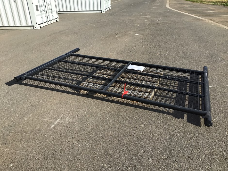 Unused 20 ft Steel Farm Gates with Grid Auction (0001-3023371) | Grays ...