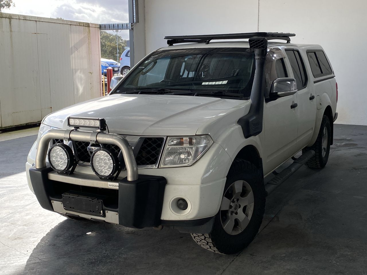 2008 Nissan Navara ST-X 4X4 DOUBLE CAB D40 Turbo Diesel Automatic Dual ...