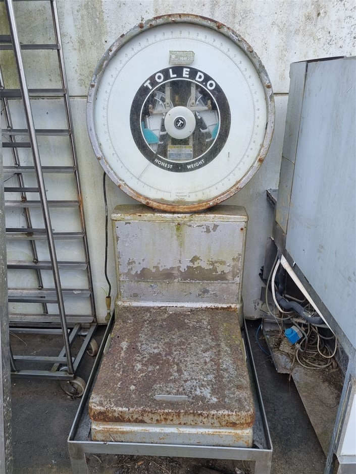 Toledo Floor Scale on Stand Auction (0031-5050176) | Grays Australia