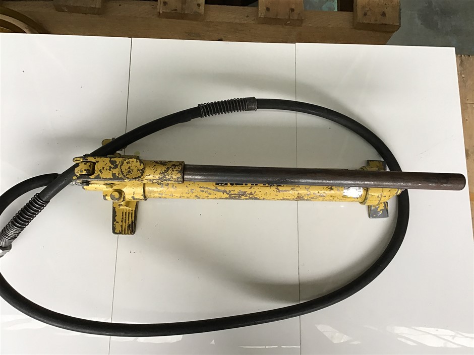 Enerpac Hydraulic Steel Porta Power Hand Pump with hose P39 Auction ...