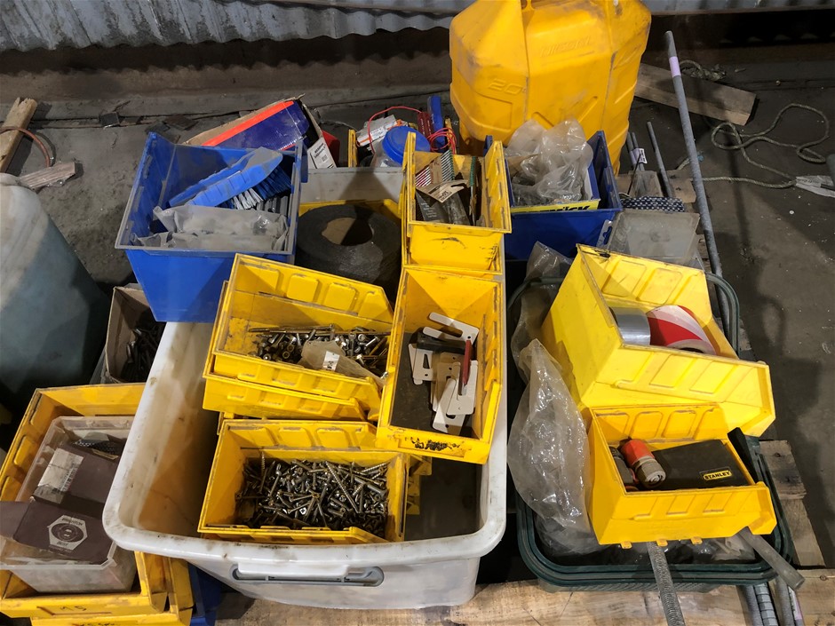 Pallet Of Mixed Hardware Auction (0013-2186568) | Grays Australia