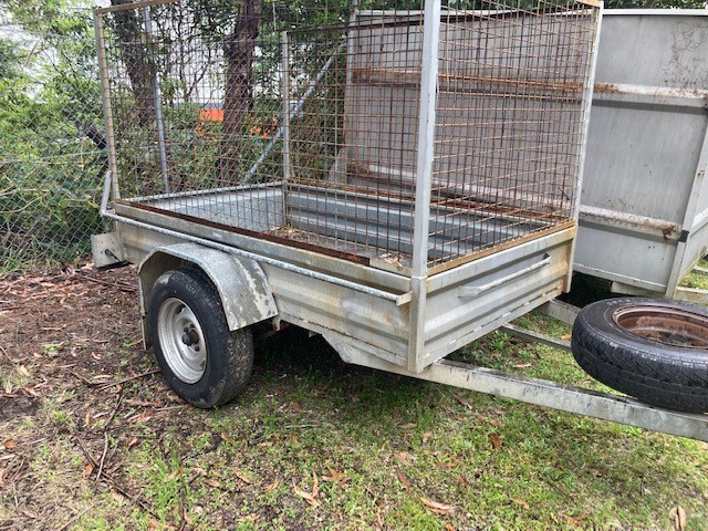2003 Single Axle 7x4 Caged Box Trailer Auction (0013-5050276) | Grays ...