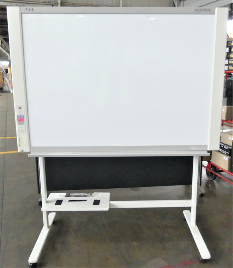 Mobile Magnetic Electric White Board Auction (0027-2186771) | Grays ...