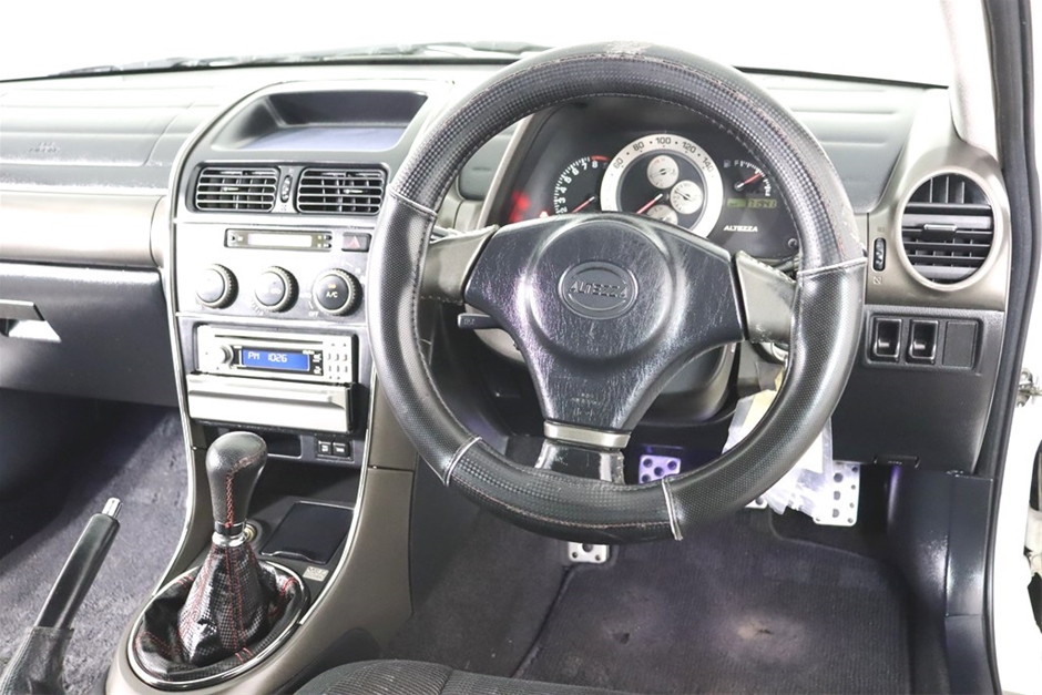 1999 Toyota Altezza Import Manual Sedan Auction (0001-20082266) | Grays ...