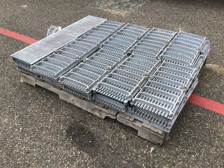 40 x 200mm Removable Lockable Trench Grates (approx) Auction (0018 ...