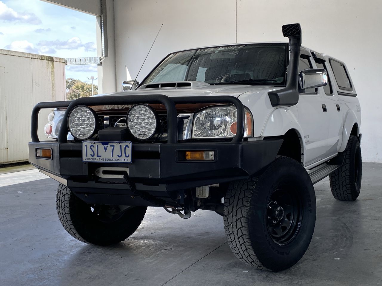 2010 Nissan Navara 4X4 ST-R D22 Turbo Diesel Manual Dual Cab Auction ...