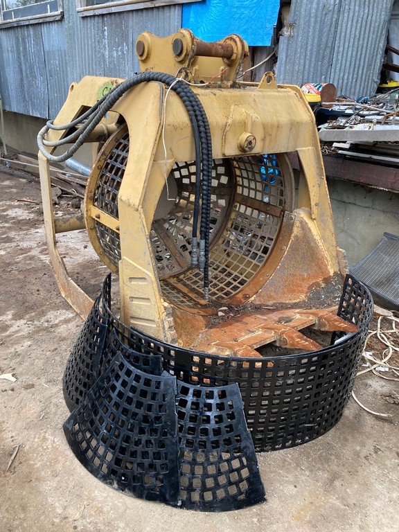 Excavator Rotary Screening Bucket / Trommel Auction (0005-5050609 ...