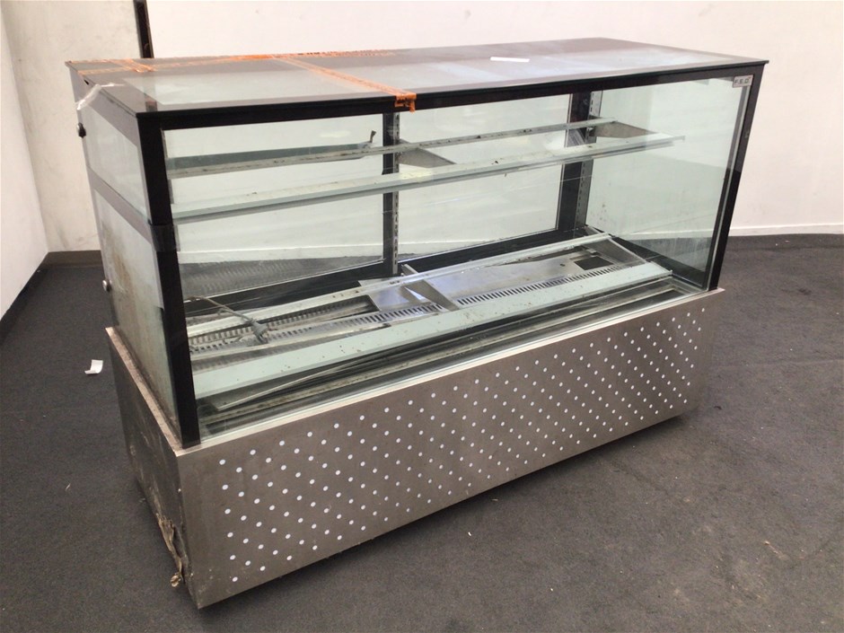 Fed SG180FA-2XB Display Fridge Auction (0008-7043527) | Grays Australia