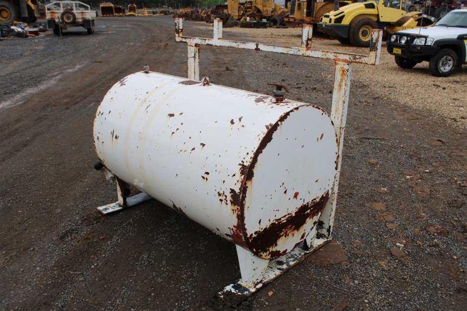 950L Steel Storage Tank Auction (0006-5050604) | Grays Australia