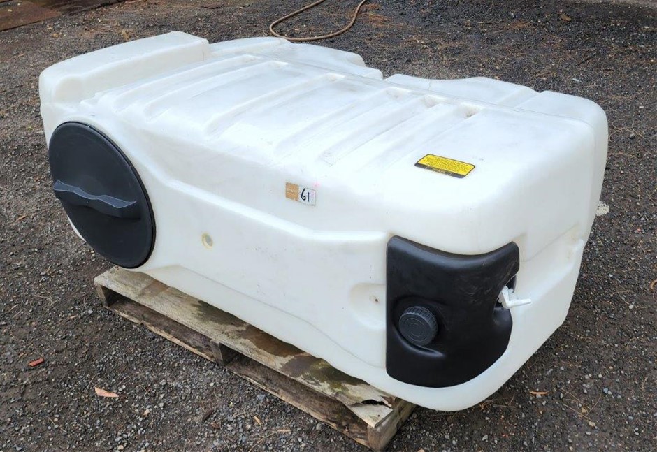 Poly Linkage 800Lt Agricultural Tank Auction (0061-5050078) | Grays ...