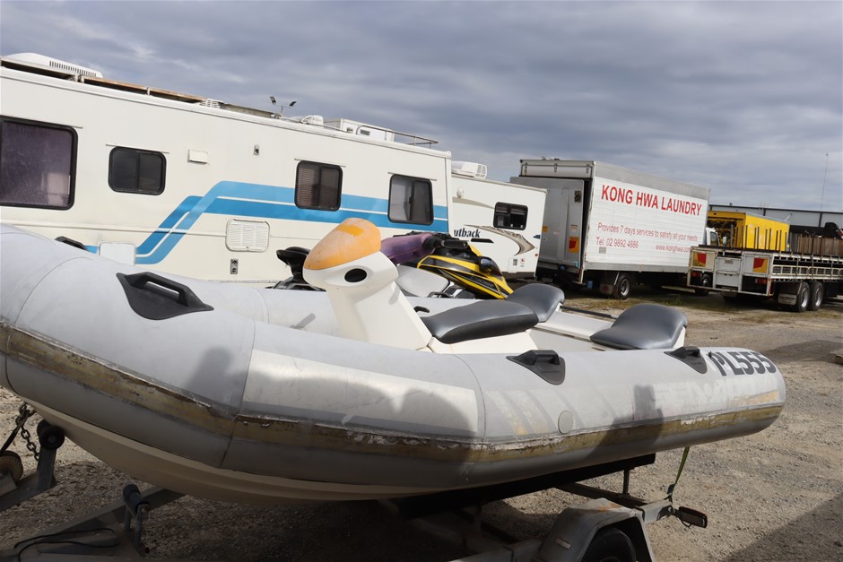 SEA DOO EXPLORER JET BOAT Auction (0001-20020537) | Grays Australia