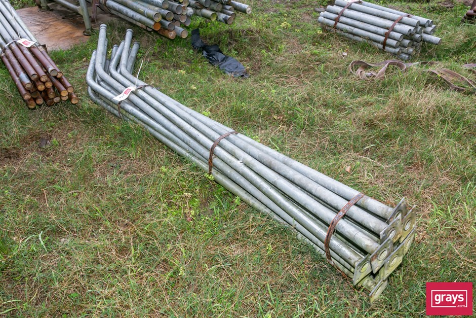 Quantity of Galvanise Fence Post with Bent End for Barbed Wire Auction ...