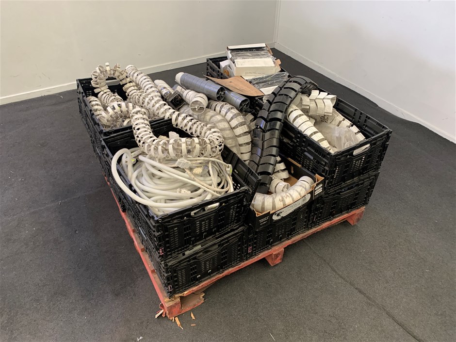 Assorted Electrical Fittings, Components and Scale