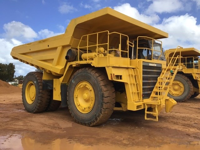 Dump Truck Komatsu Hd785