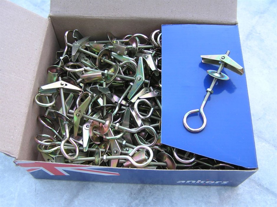Carton of Spring Toggle O-Hook, `Ankors Fastening System`, Auction ...