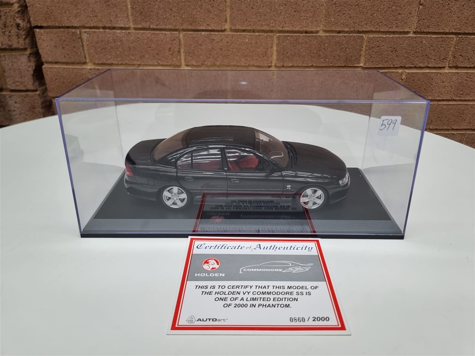“Phantom Black” Holden VY SS Sedan, Red Trim 1/18 Scale Model Car ...