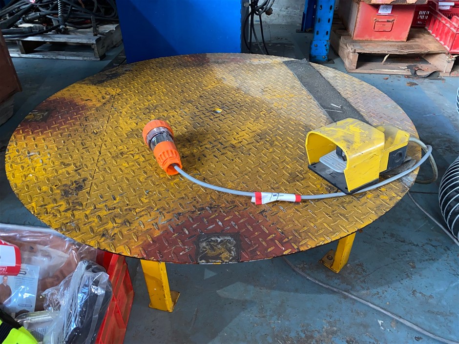 Rotating Pallet Turntable, 415 Volt Electric Drive Auction (0014 ...