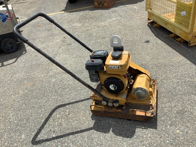 EX17 Petrol Powered 85kg Plate Compactor Auction (0006-9036446) | Grays ...