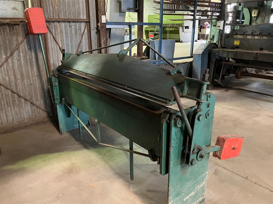 Manual Sheet Metal Folder Auction (0005-7042108) | Grays Australia