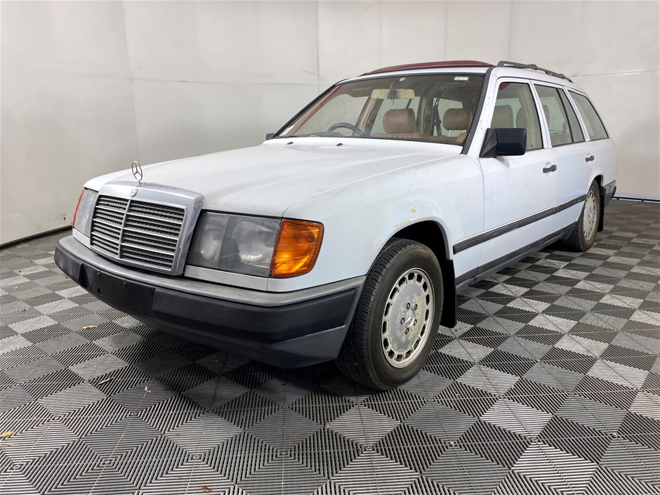 1988 Mercedes 230 TE Automatic Wagon Auction (0001-50081301) | Grays ...
