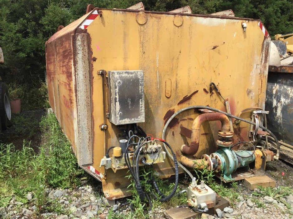 Moxy Water Tank Auction (0024-3023793) | Grays Australia