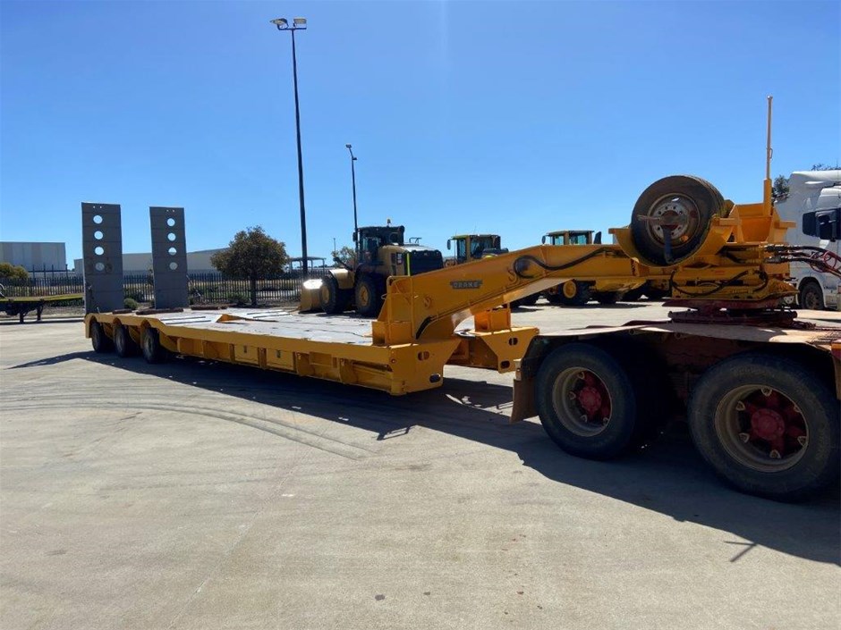 2013 Drake Tri Axle OD 3x8 Widening Low Loader Trailer Auction (0001 ...