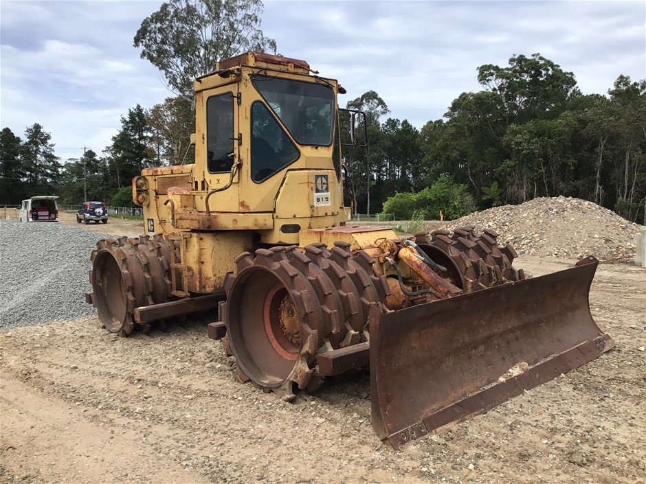 1979 Caterpillar 815 Compactor Auction (0001-7043315) | Grays Australia