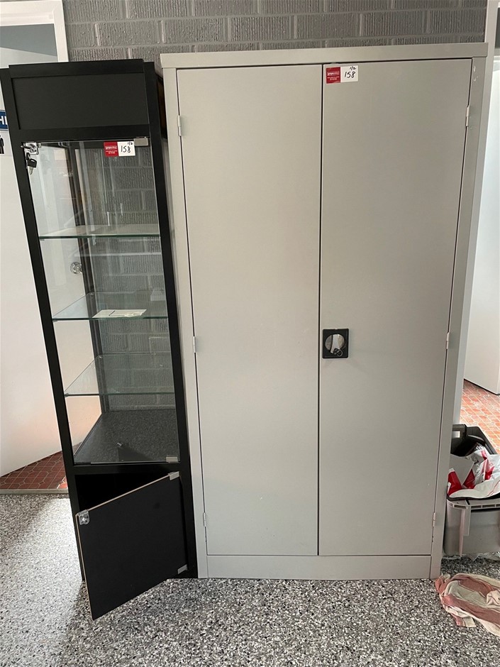 Stationary & Display Cabinets Auction (0158-5051273) | Grays Australia