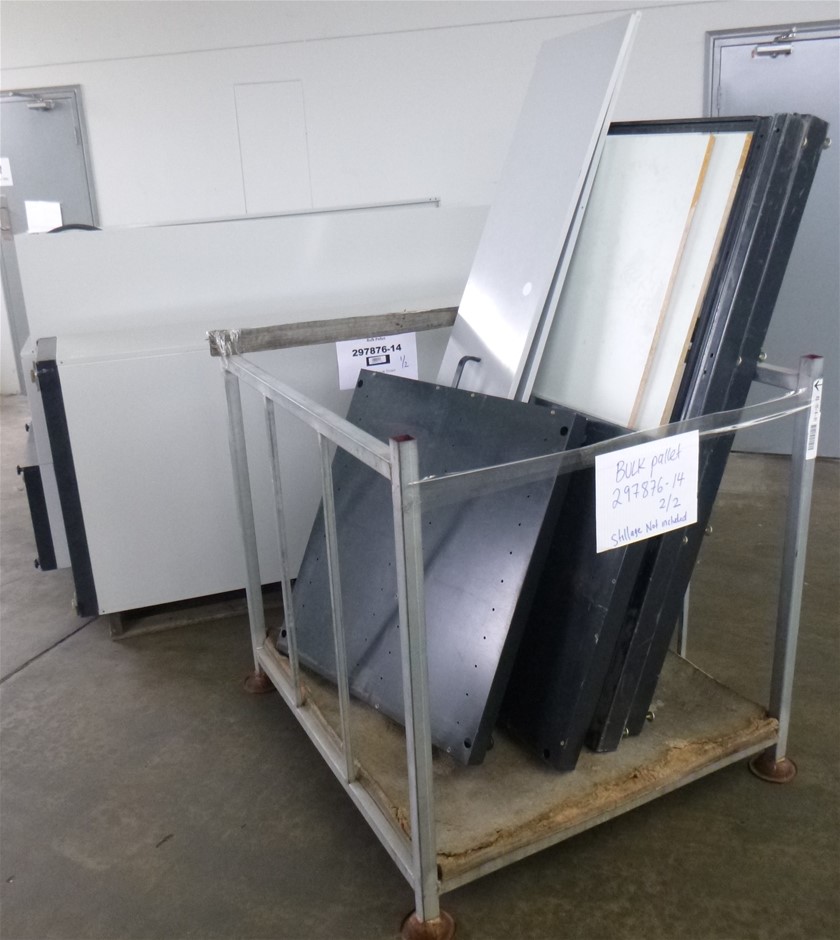 Compactus Mobile Sliding Shelving Unit Auction (0056-5051480) | Grays ...
