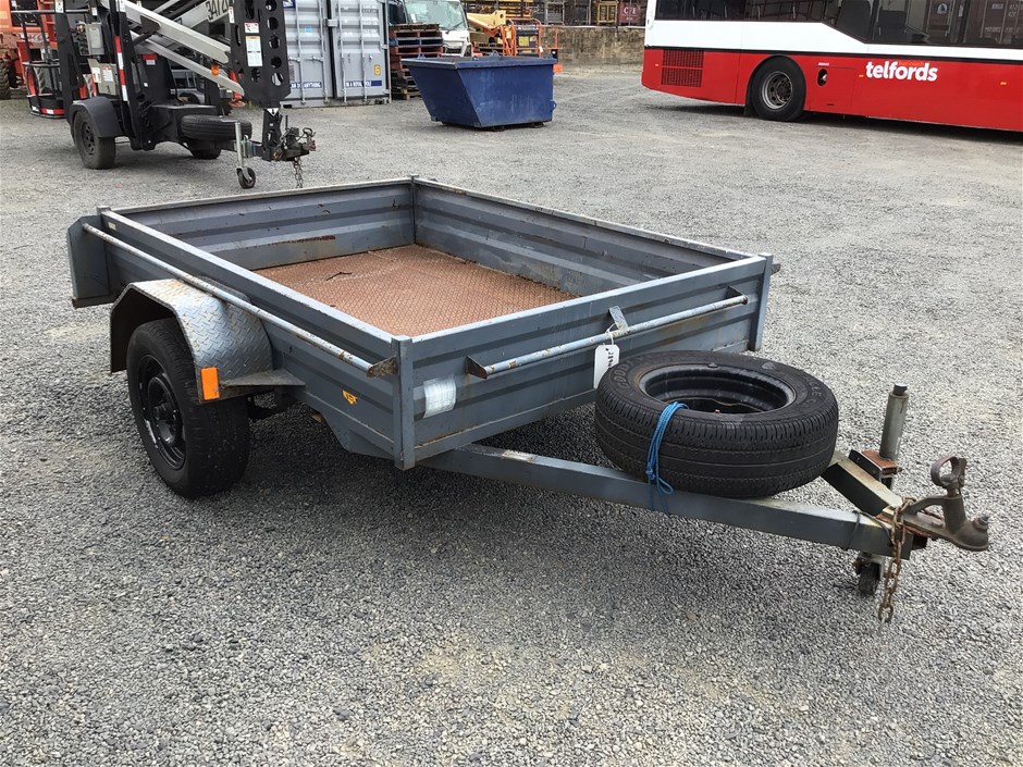 2000 B&M Trailers 7 x5 Single Box Trailer Auction (0014-5051310 ...