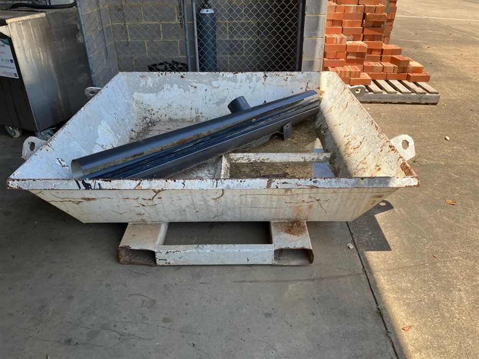 1x Concrete Pumper Dumper Auction (0002-5051322) | Grays Australia