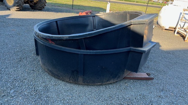 2 x Poly Stock Troughs Auction (0002-7042579) | Grays Australia