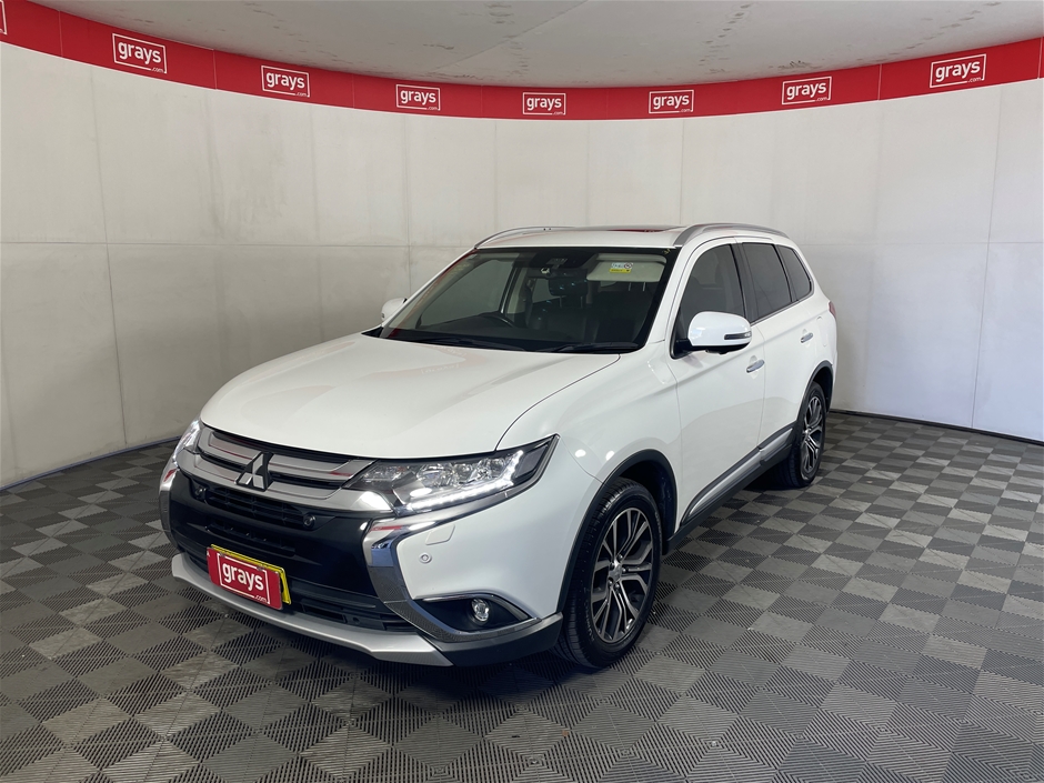 2016 Mitsubishi Outlander EXCEED 4WD ZK TDI Automatic 7 Seats Wagon ...