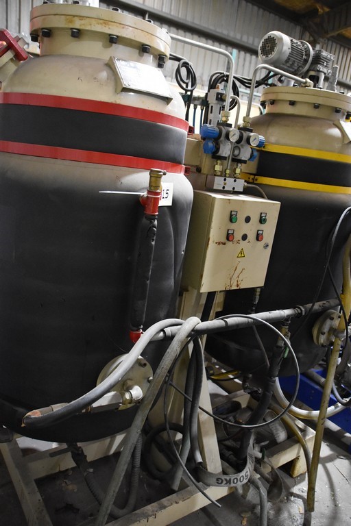 High Pressure Poly Mixing Tanks Auction (0015-5051372) | Grays Australia