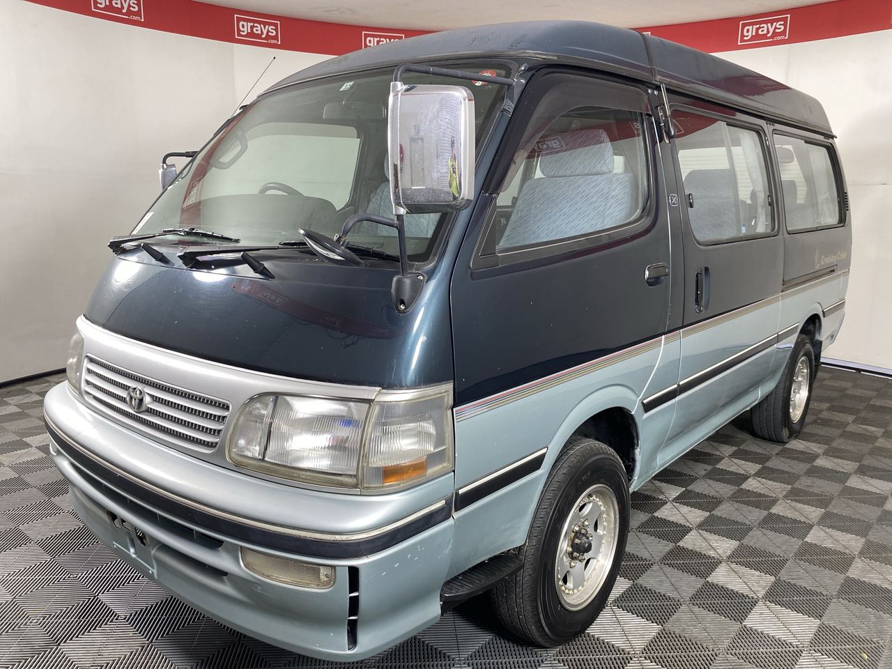 1995(circa) Toyota Hiace 4X4 3L T/Deisel Auto Poptop Camper Van Import ...