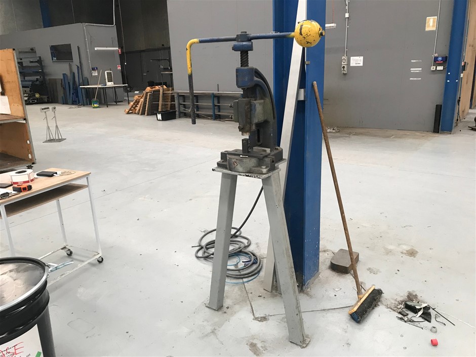 Mascot A P Lever Screw Fly Press Auction (0028-3024202) | Grays Australia