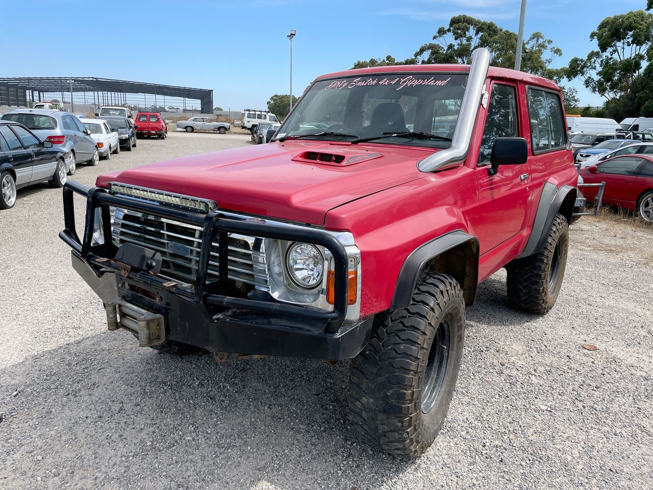1989 Nissan Patrol Manual 4.2T.D Wagon Auction (0001-20070694) | Grays ...