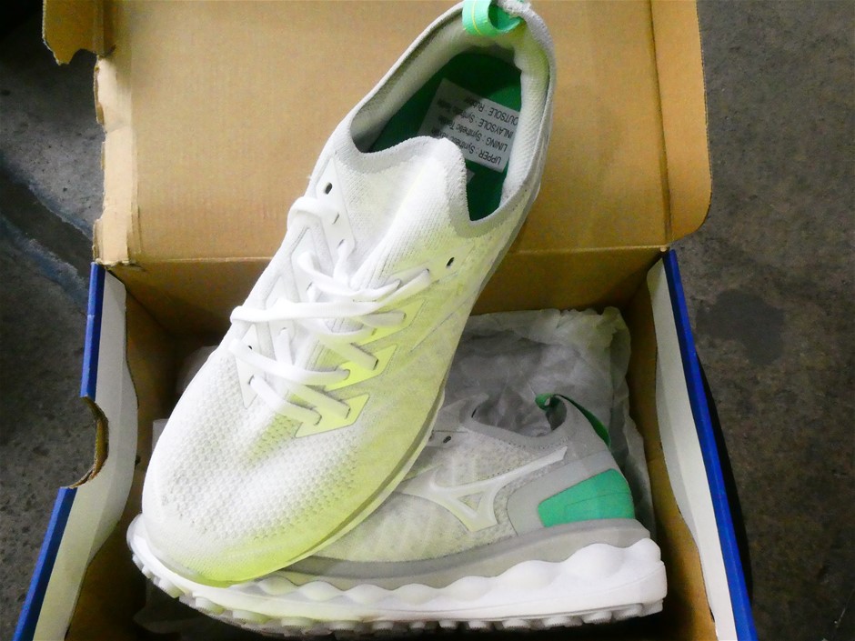 Mizuno Enerzy Wave Sky Neo Running shoes Auction (0055-2187306) | Grays ...