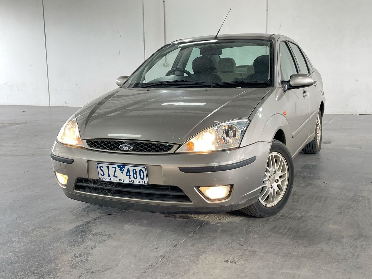2003 Ford Focus Ghia LR Automatic Sedan Auction (0001-20072152) | Grays Australia