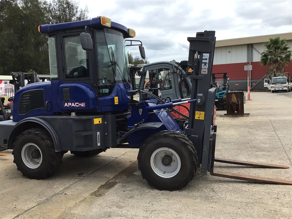 Apache RT30 Counterbalance Forklift Auction (0002-5051744) | Grays ...