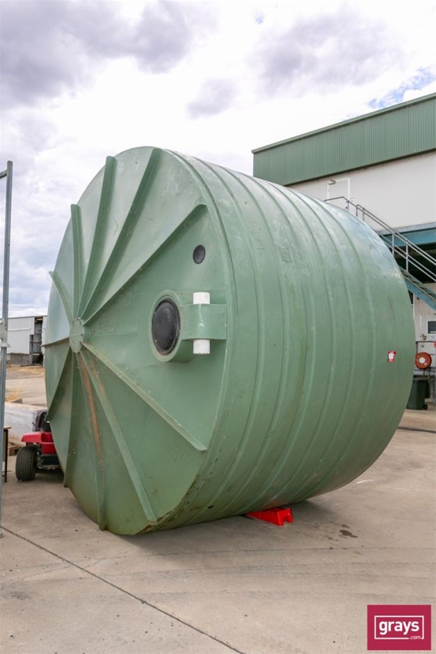 Poly Water Tank Auction (0113-5051633) | Grays Australia